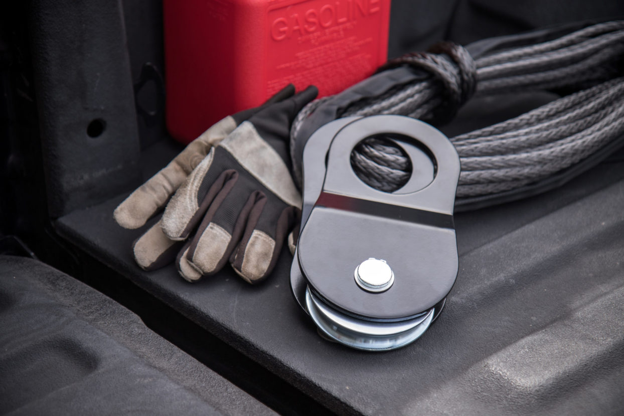 15,000 lb. Snatch Block - C11003 - Champion Power Equipment
