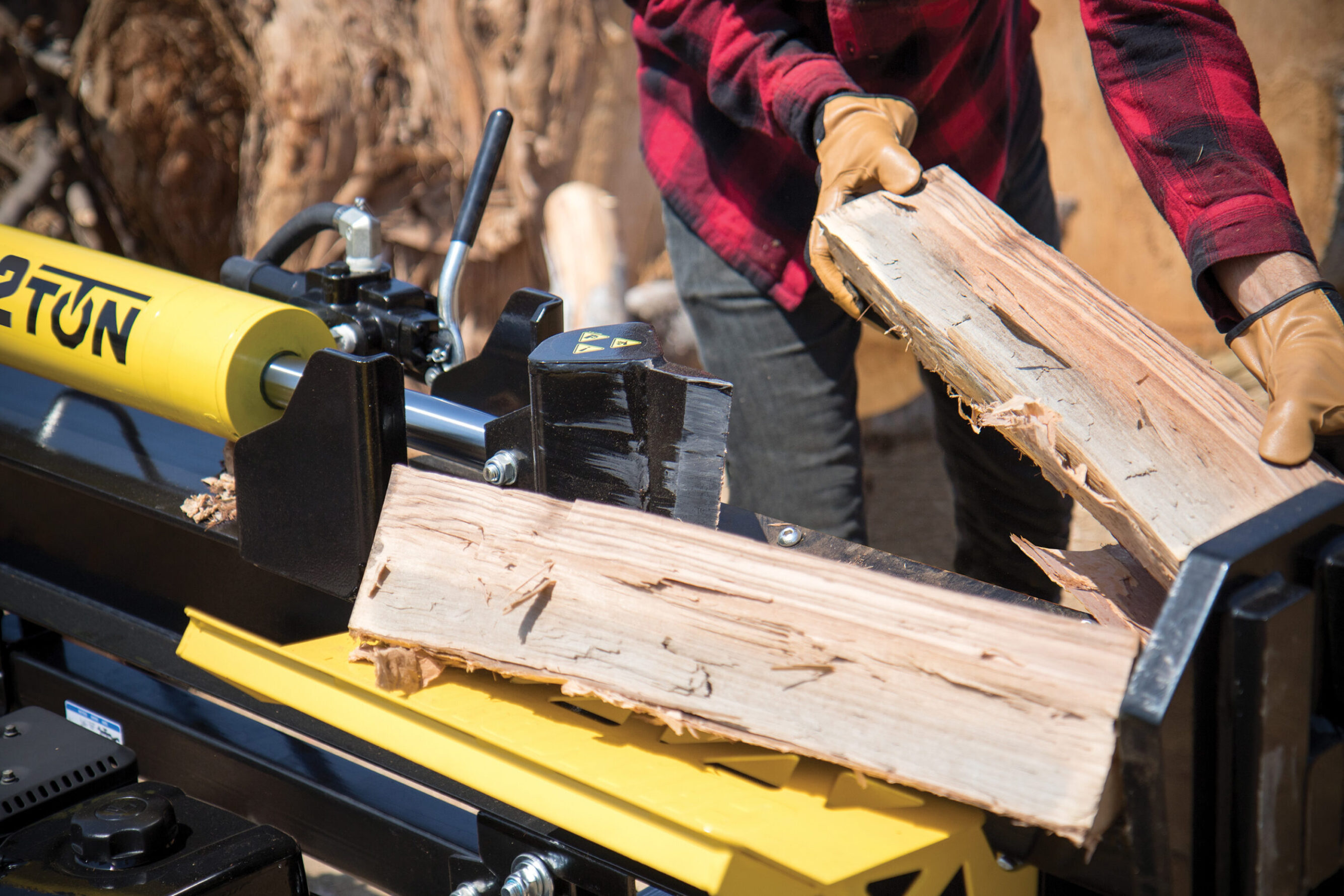 32-Ton Log Splitter - Champion Power Equipment